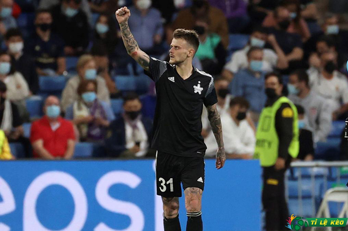 Sebastien Thill của cảnh sát trưởng Tiraspol đã hồi tưởng lại bàn thắng