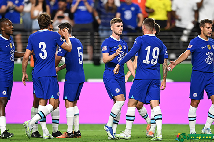 Chelsea méo mặt vì khó thanh lý loạt 'ông kễnh'