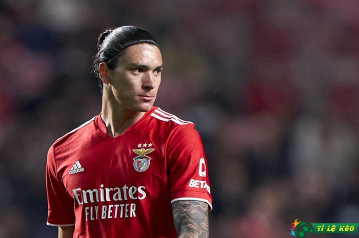 Khoảnh khắc điên rồ của Darwin Nunez trong trận ra mắt Liverpool